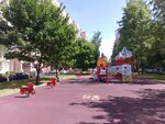 Детская площадка (Saint Petersburg, Kalininskiy District, munitsipalny okrug № 21), oyun alanı  Saint‑Petersburg'dan