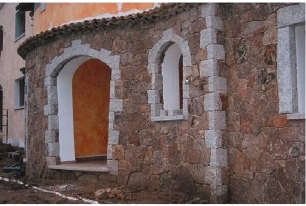 Kaplama hizmetleri Bua Ms Costruzioni e Servizi S. R. L., Sardunya, foto
