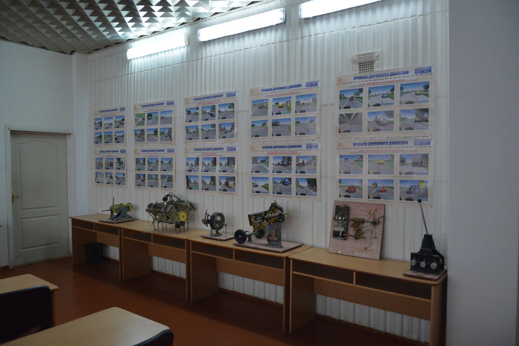 Sürücü kursları Avtoshkola Crimeaavtoliga, Simferopol (Akmescit), foto