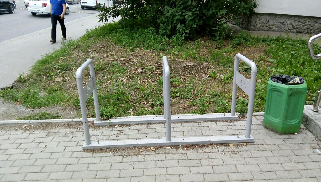 Bisiklet park yerleri Велопарковка, Yekaterinburg, foto