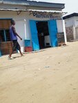 Alimentation et parfumerie. boucherie (Brazzaville, Commune de Bacongo, Rue Alexandry Bacongo, 17B), kasap, şarküteri  Brazzaville'den