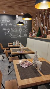 Permskaya kukhnya (Gazety Zvezda Street No:75), kafe  Perm'den