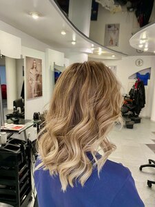 Modnii Bulvar (Stroiteley Boulevard No:32/1, Kemerovo), güzellik salonu  Kemerovo'dan