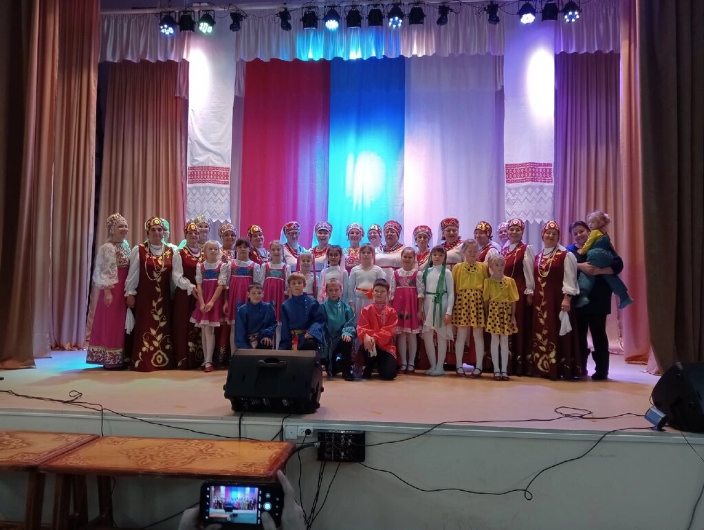Kültür ocakları Mbuk Ust-Kulomskaya tsentralizovannaya klubnaya sistema Yugydyagsky Dom kultury, Komi, foto
