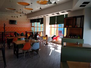 ParkKafe (prospekt imeni Lenina No:90, Volzhsky), kafe  Voljski'den
