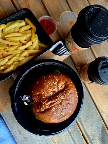 Kahve dükkanları Black Coffee, Yaroslavskaya oblastı, foto