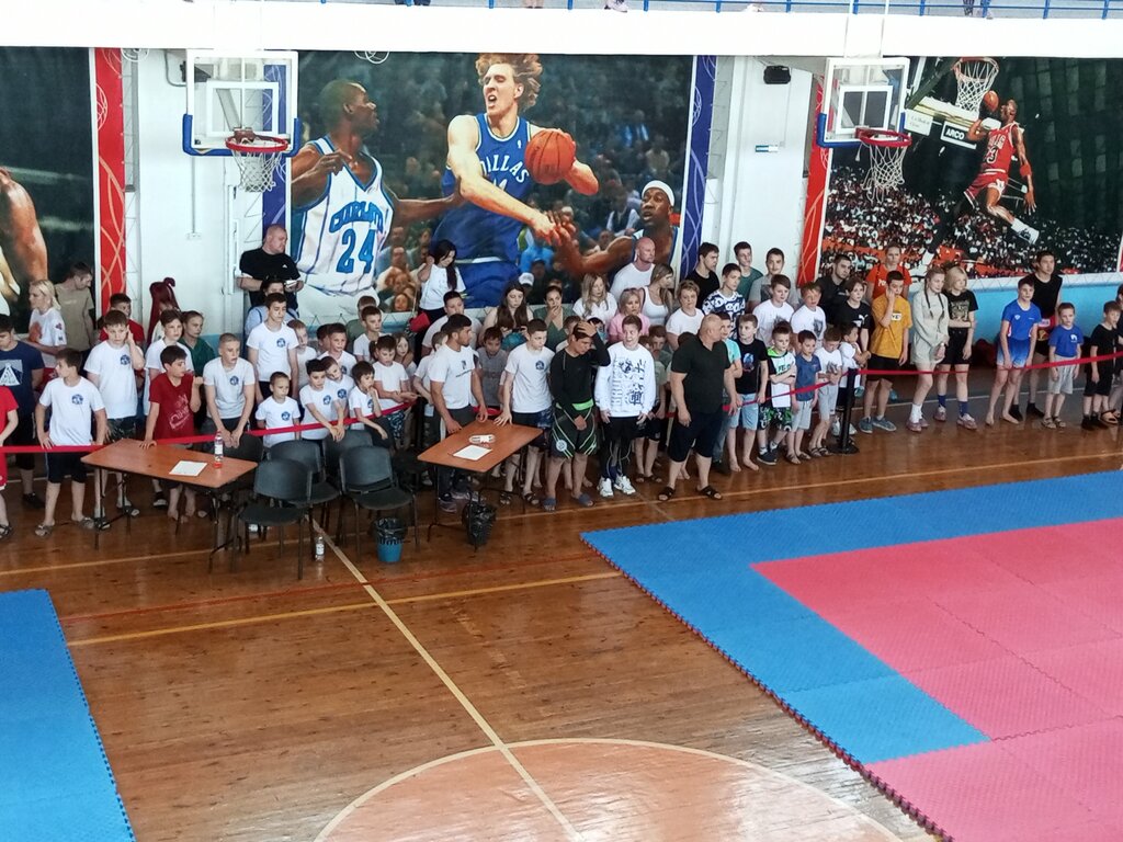 Çok amaçlı spor tesisleri Olimp, Çeliabinsk, foto