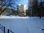 Playground (Sverdlovsk Region, Yekaterinburg, Yugo-Zapadniy Urban Housing District), oyun alanı  Yekaterinburg'dan