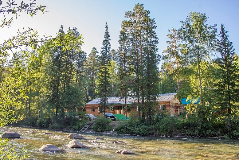 Resort oteller, tesisler U Karsakovs, Buriatya, foto