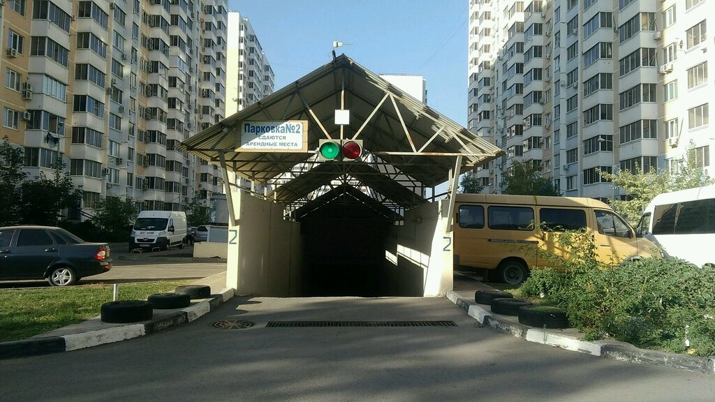 Otoparklar Parking lot, Krasnodar, foto