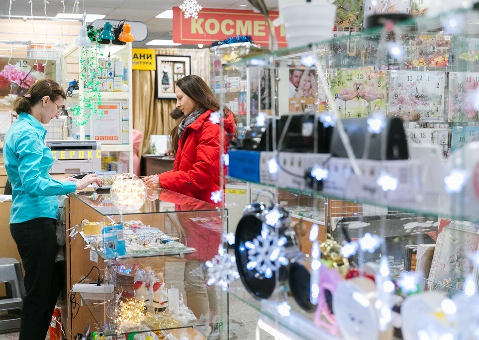 Lamba ve avize mağazaları Chasy_svet, Perm, foto