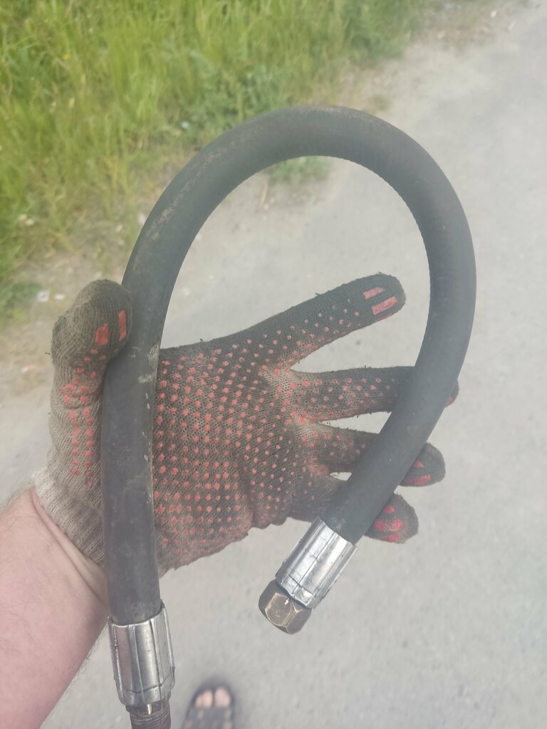 Kollar ve hortumlar Remont shlangov vysokogo davleniya, Zareçny, foto