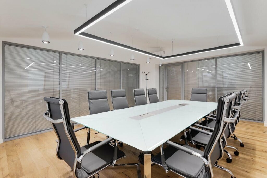 Yönetim ofisi Black Star Office, Moskova, foto