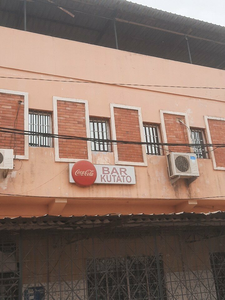 Alkollü içecekler Kutato, Loanda, foto