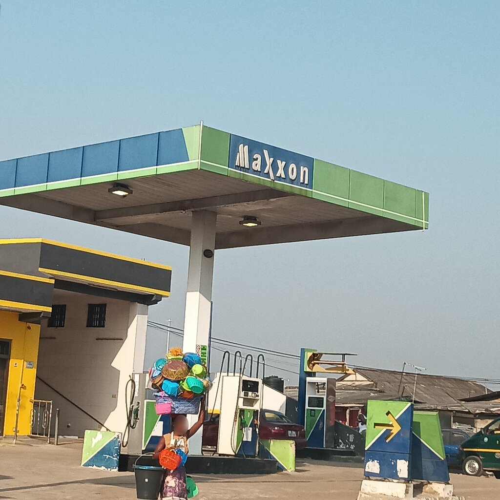 Benzin istasyonu Maxxon Filling Station, Dünya, foto