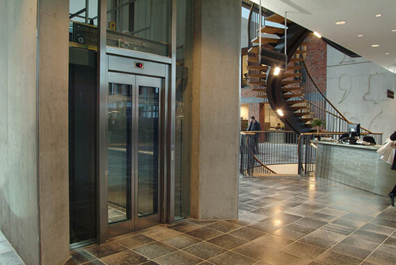 i̇ş merkezi Biznes-tsentr, Moskova, foto