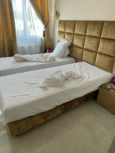 Alyans (улица Льва Толстого No:1), otel  Sevastopol'dan