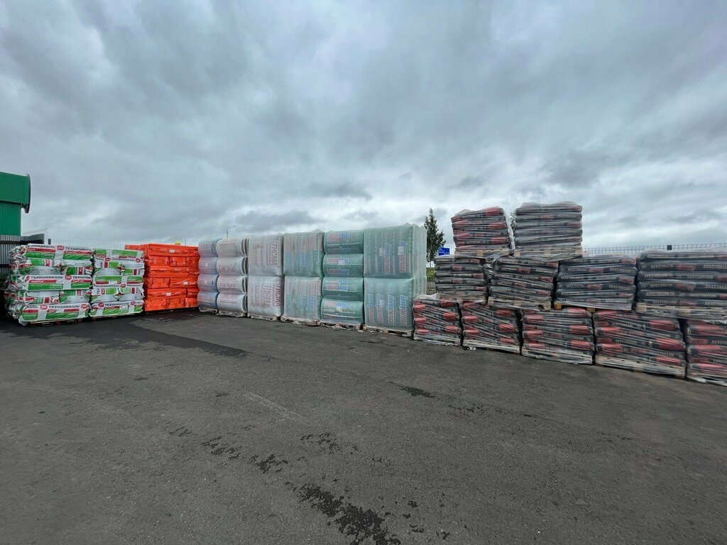 Yapı mağazası Монолит Р, Permski krayı, foto