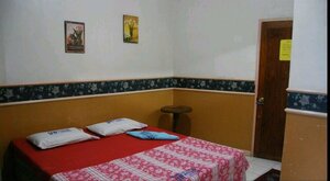Dw Pensione (Central Visayas, Cebu, Balamban, J. Gonzales Street), otel