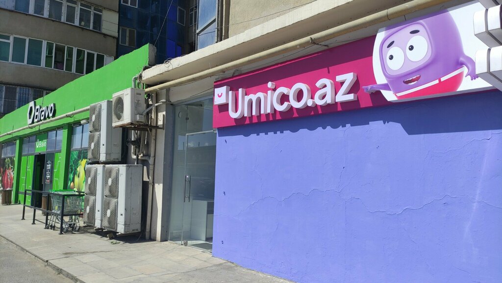 Online pazar yeri Umico, Bakü, foto