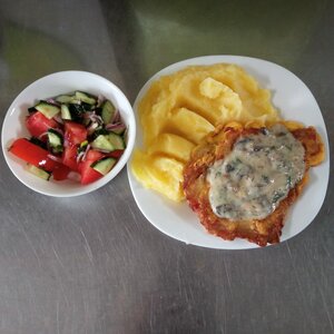 Ladushka (ulitsa Neftyanikov No:10, posyolok Manychstroy), kafe  Rostovskaya oblastından