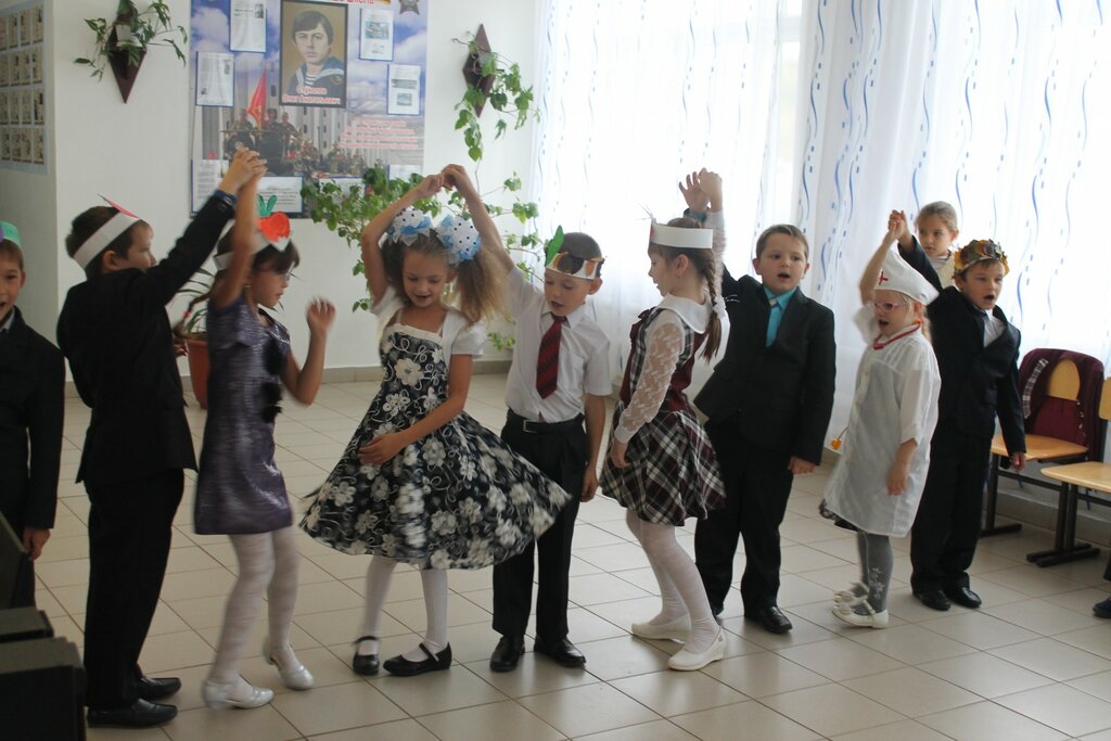 Ortaokul Shkola obshcheobrazovatelnaya srednyaya, Orenburgskaya oblastı, foto