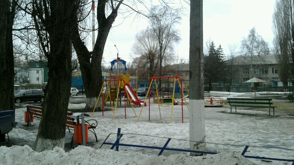 Oyun alanı Детская игровая площадка, Belgorod, foto