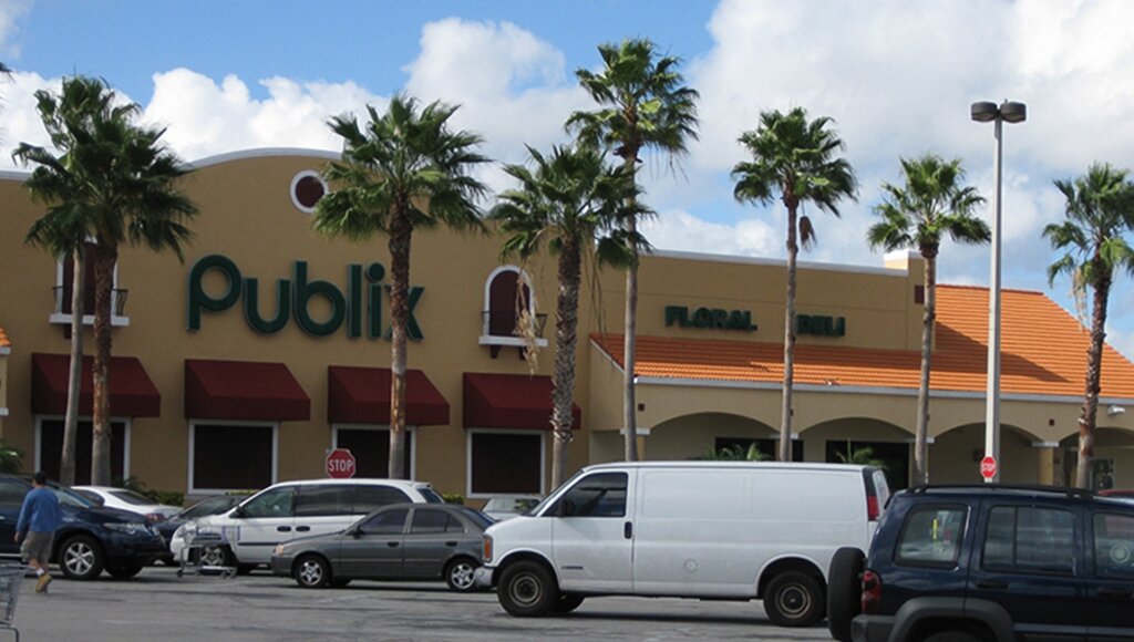 Alışveriş merkezleri Shoppes at Lago Mar, Florida Eyaleti, foto