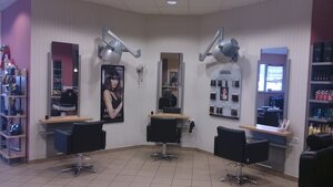 Friseurstudio new line Jana Marks (Magazingasse No:4, Annaberg-Buchholz), kuaförler  Saksonya'dan
