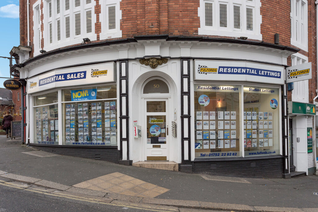 Arazi dizisi Fulfords Sales and Letting Agents Plymouth, Plymouth, foto