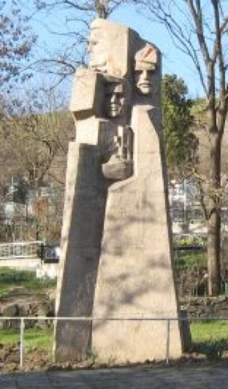 Anıt, heykel Мемориал Партизанская слава, Kırım Cumhuriyeti, foto