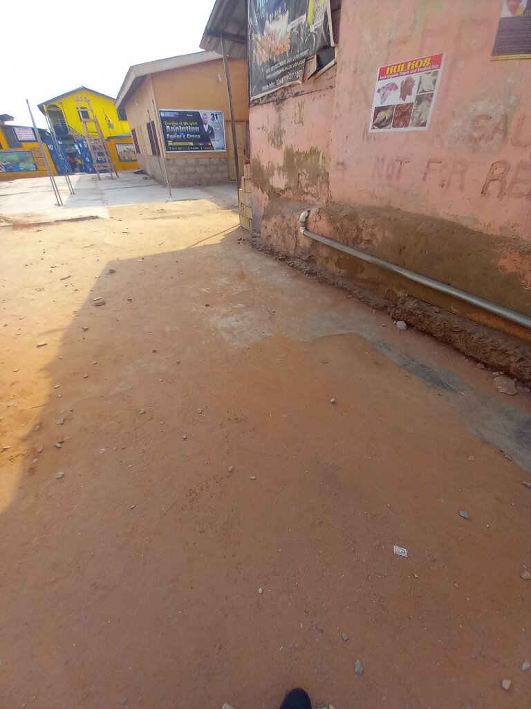 Dini dernekler Christ Apostolic Church, Akra, foto