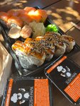 Sushi Papa (pereulok Sovetov No:49, stanitsa Dolzhanskaya), suşi restoranı  Krasnodarski krayından