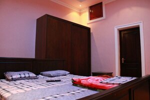 Amujayxun Guest House (Ehtirom 2nd Drive No:7), otel  Taşkent'ten