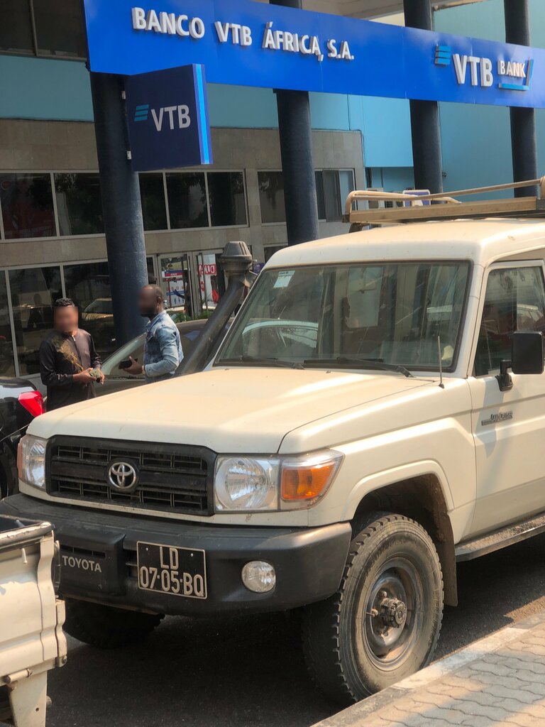 Banka Banco Van África s. a, Loanda, foto