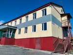 Приуралье (Sovetskaya ulitsa No:10), otel  Labytnangi'den