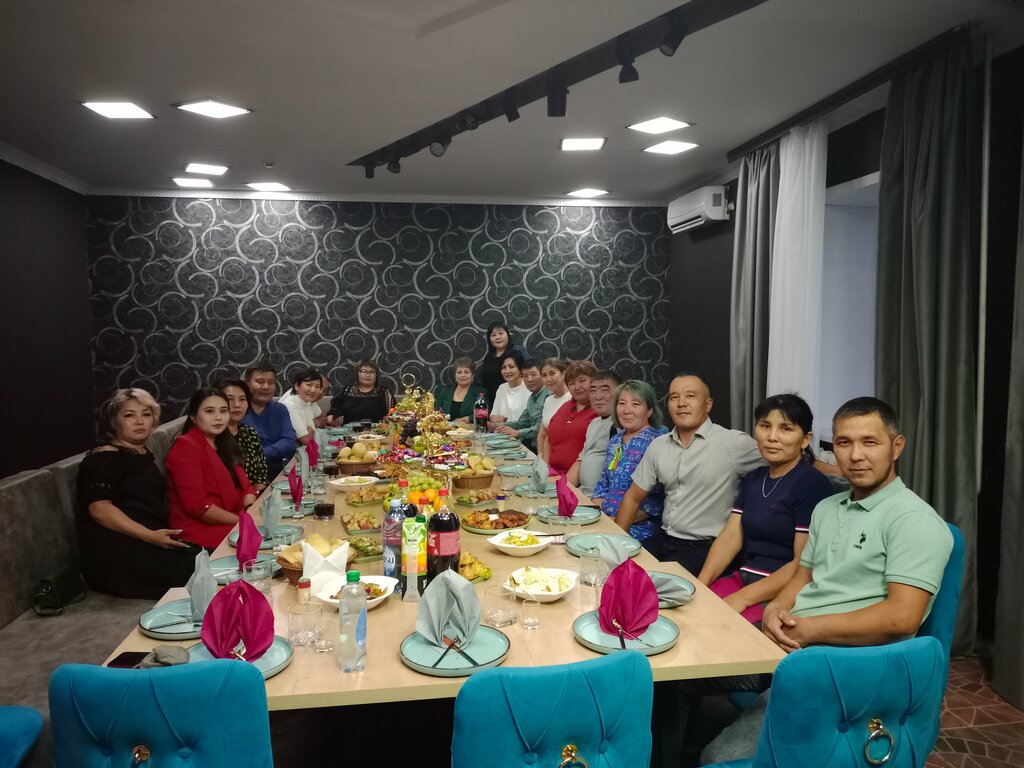 Kafe Aylin Hall, Semey, foto