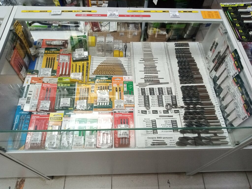 Montaj ekipmanları Fasten, Serpuhov, foto