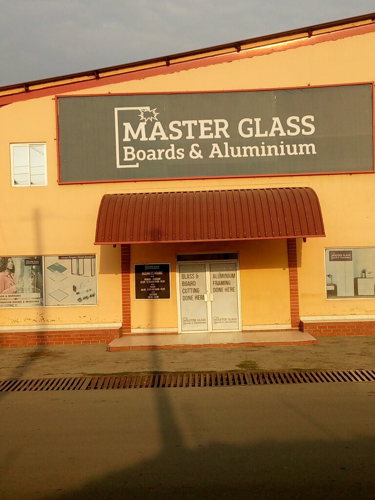 Otomobil camları Master Glass, Lusaka, foto