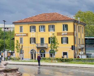 McDonald's (Lombardy, Bergamo, Ponteranica, Bergamo, Via Bono), fast food  Bergamo'dan