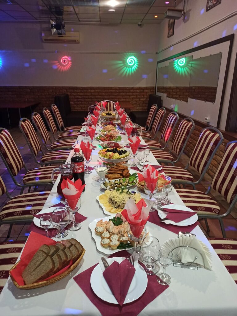 Kafe Kafes, ka, Velikiy Novgorod, foto