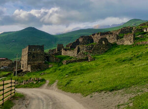 Галиат (Republic of Severnaya Ossetia-Alania, Irafsky District, selo Galiat), turistik yerler  Kuzey Osetya‑Alanya'dan