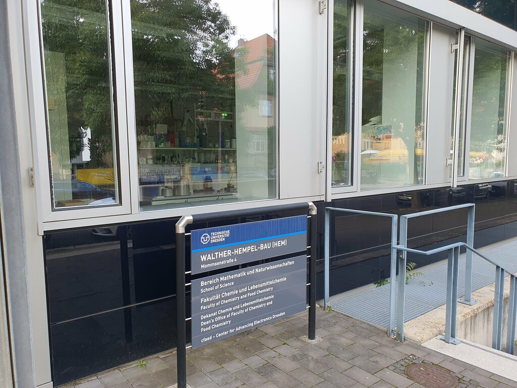 Üniversiteler Walther-Hempel-Bau, Dresden, foto