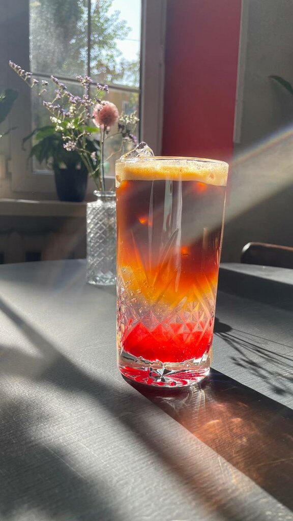 Kahve dükkanları Beyond Coffee, Almatı, foto