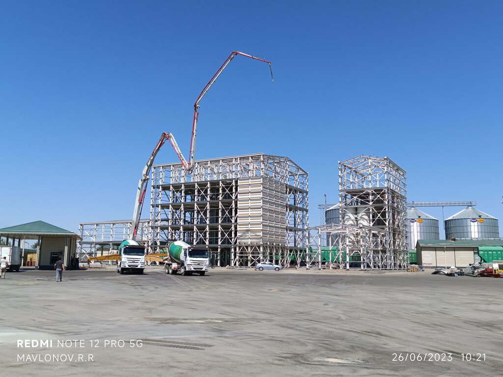 Un ve tahıllar Akbarjon Barakat, , foto