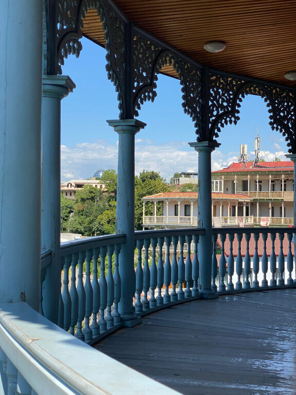 Turistik yerler Дворец царицы Дареджан, Tiflis, foto