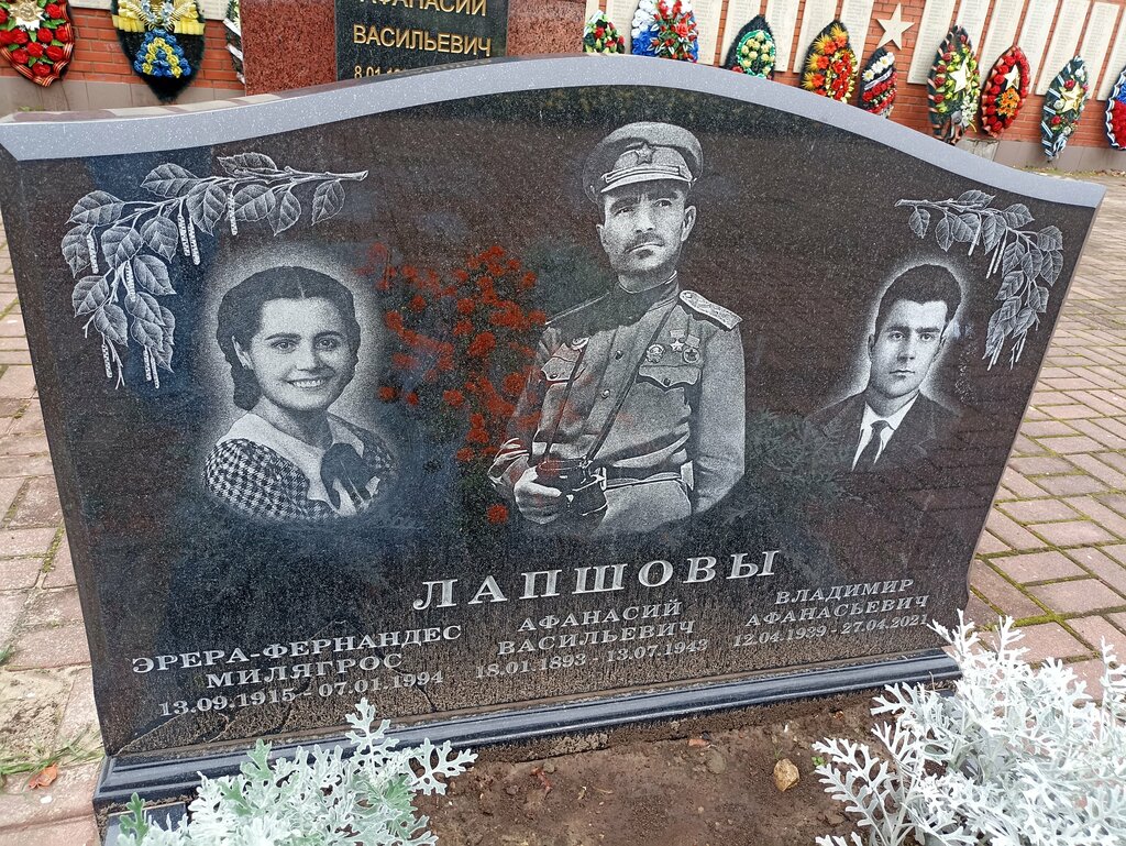 Anıt, heykel Памятник, мемориал, Kalujskaya oblastı, foto
