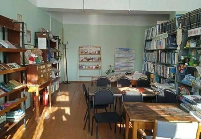 Kütüphaneler Попелевская сельская библиотека, Kalujskaya oblastı, foto