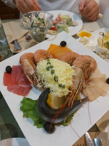 Pingvin (Tutaevskoe Highway No:16, Yaroslavl), restoran  Yaroslavl'dan