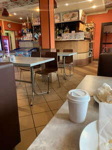 U Iriny (Moskovskoye Highway No:400А, Nizhniy Novgorod), kafe  Nijni Novgorod'dan
